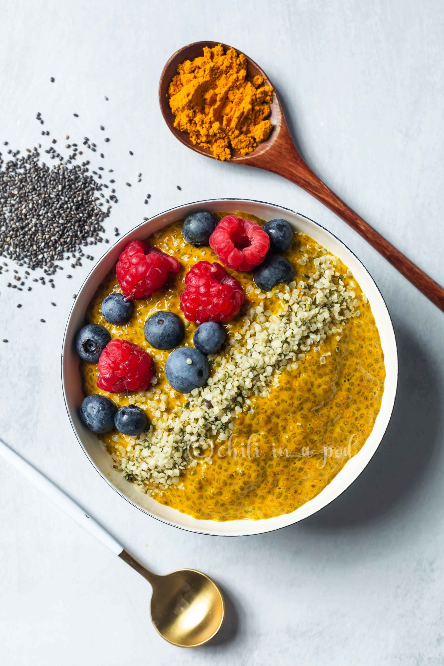 Turmeric Chia pudding - Chili in a pod